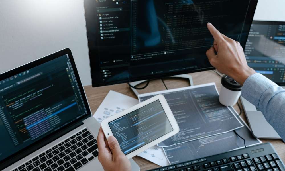 Apa Itu Java : Pengertian, Sejarah, Fungsi & Keunggulannya